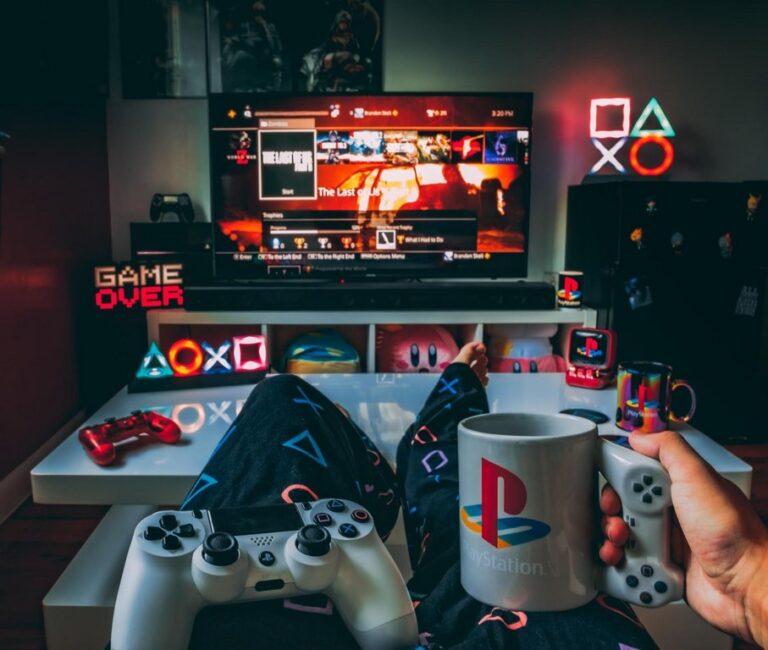 10 Must-Have Items for the Perfect Gaming Room Setup